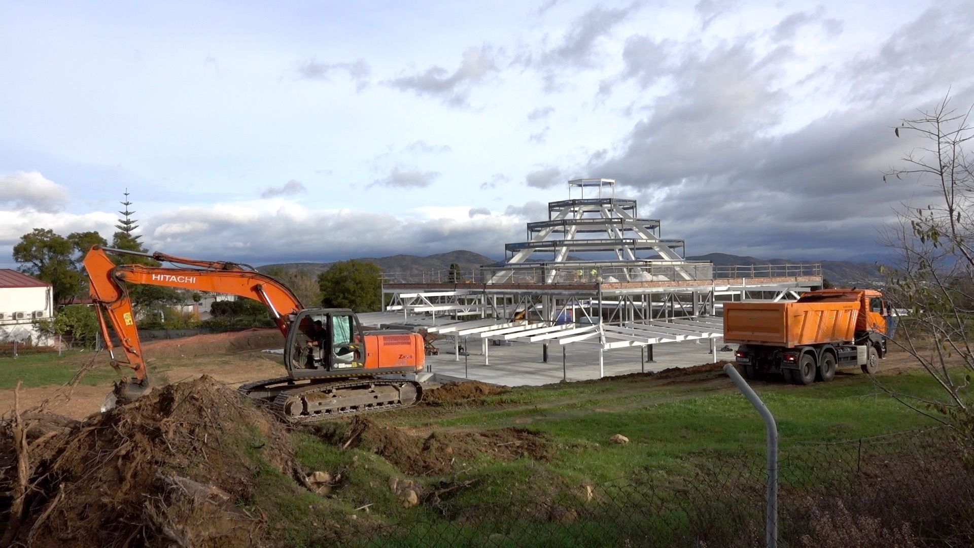 7 ~ The first wall of the Temple & much more! - Kadampa Buddhism