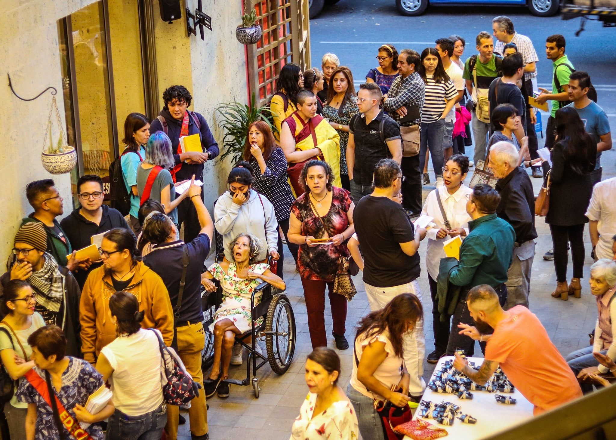 Grand opening ceremony in KMC México - Kadampa Buddhism