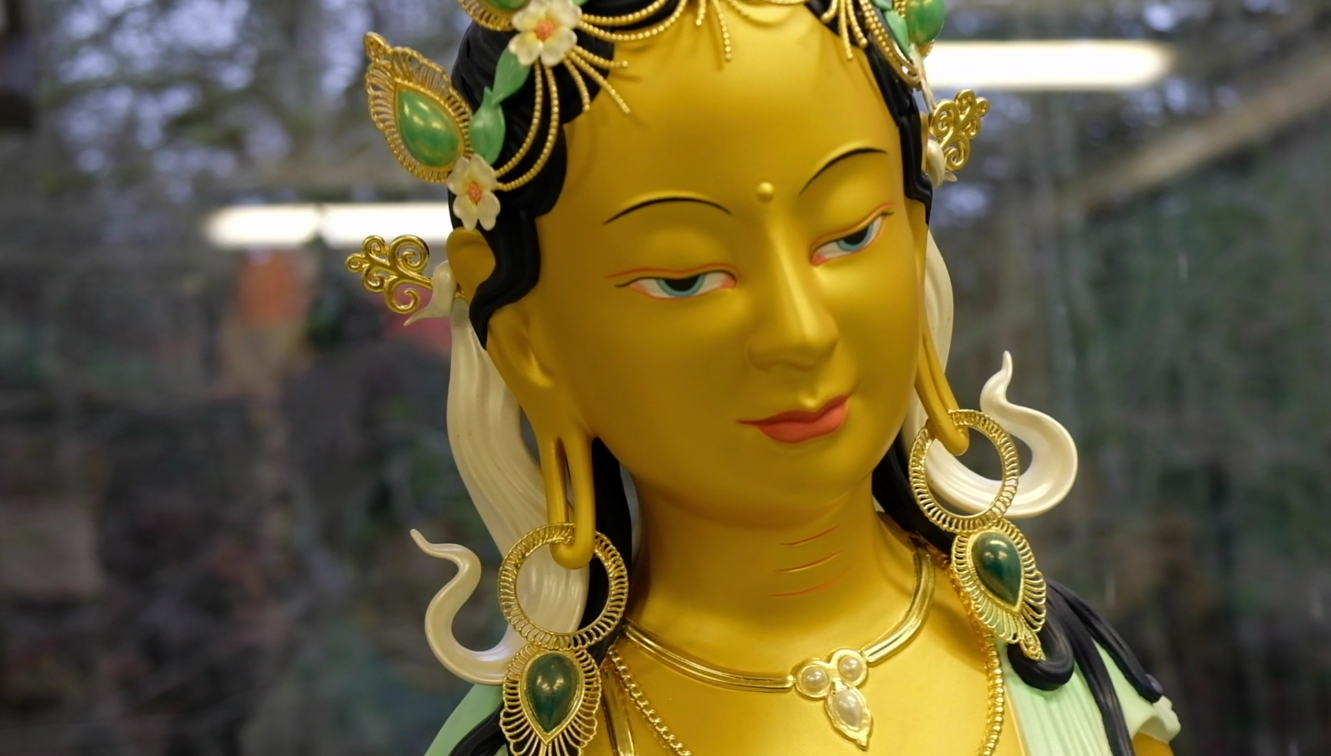 Close-up on the work of the Art Studio - Kadampa Buddhism
