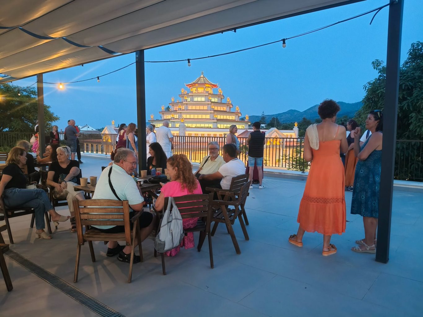 Malaga temple celebrates 3 years since its opening! - Kadampa Buddhism
